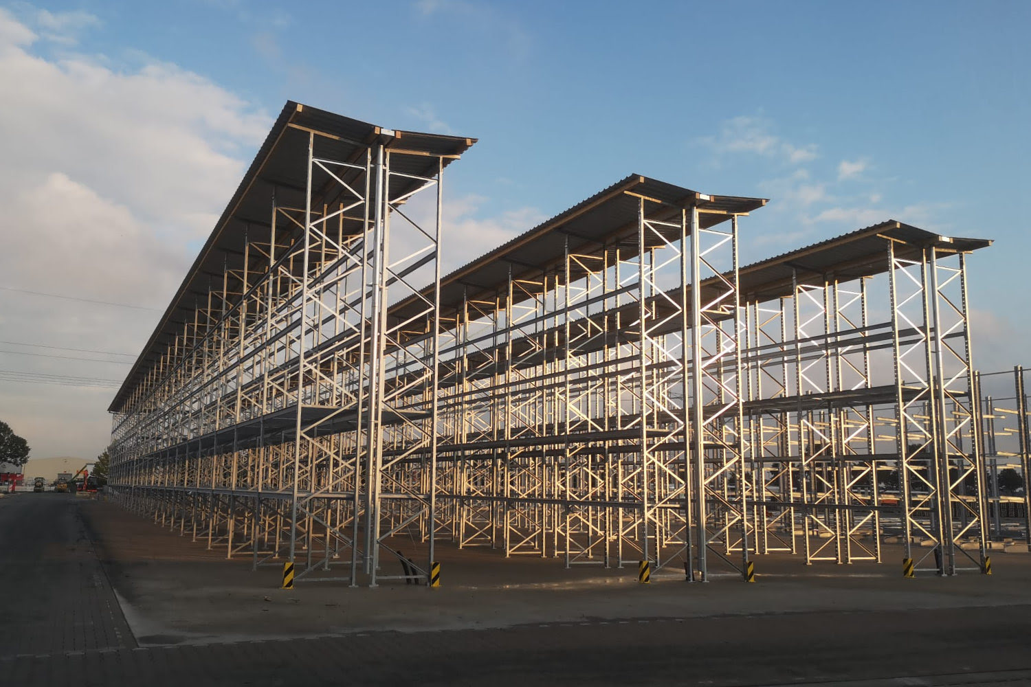 Surfaces: protection and orientation - Heinz Racking Systems