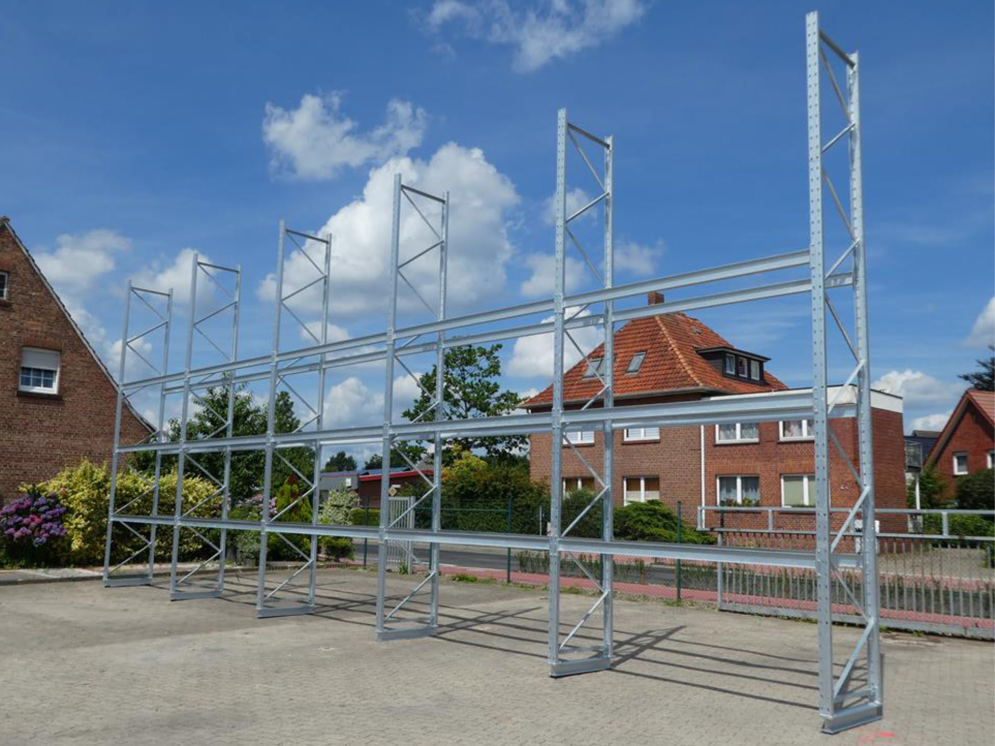 Surfaces: protection and orientation - Heinz Racking Systems